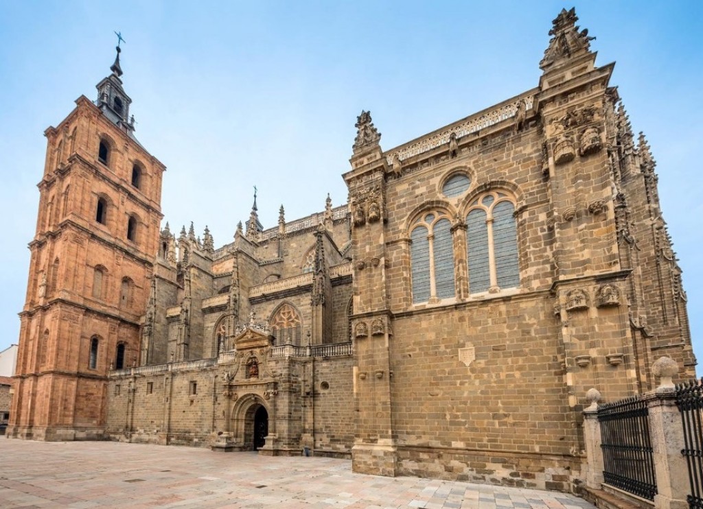 LA CATEDRAL DE ASTORGA BATE SU RÉCORD HISTÓRICO DE VISITAS ...